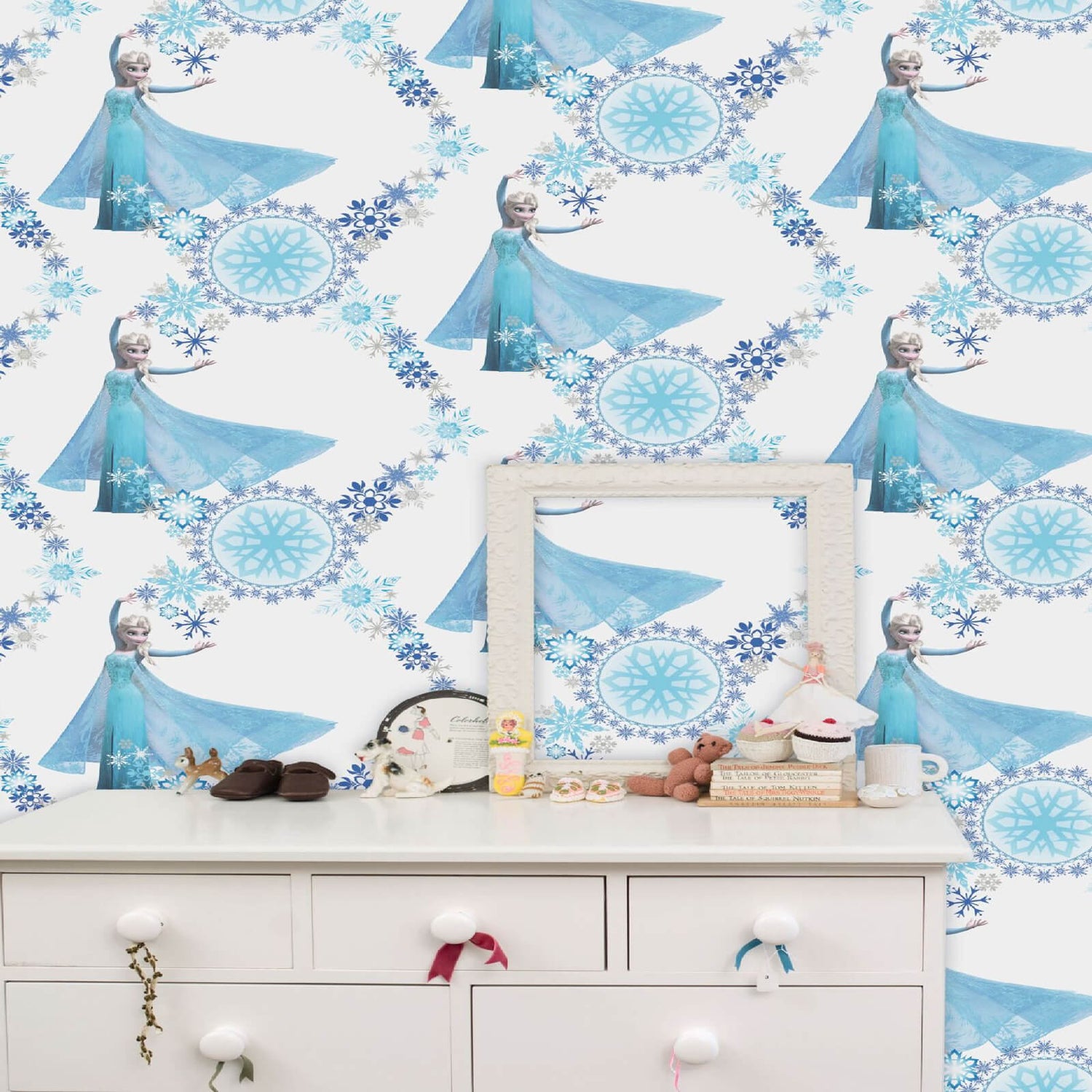 Queen Elsa Frozen Wallpaper 15 New Frozen 2 HD Wallpapers With Elsa In