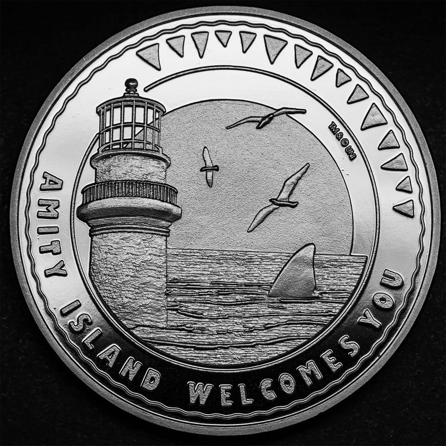 Jaws 'Amity Island' Collector’s Limited Edition Coin: Silver Variant ...