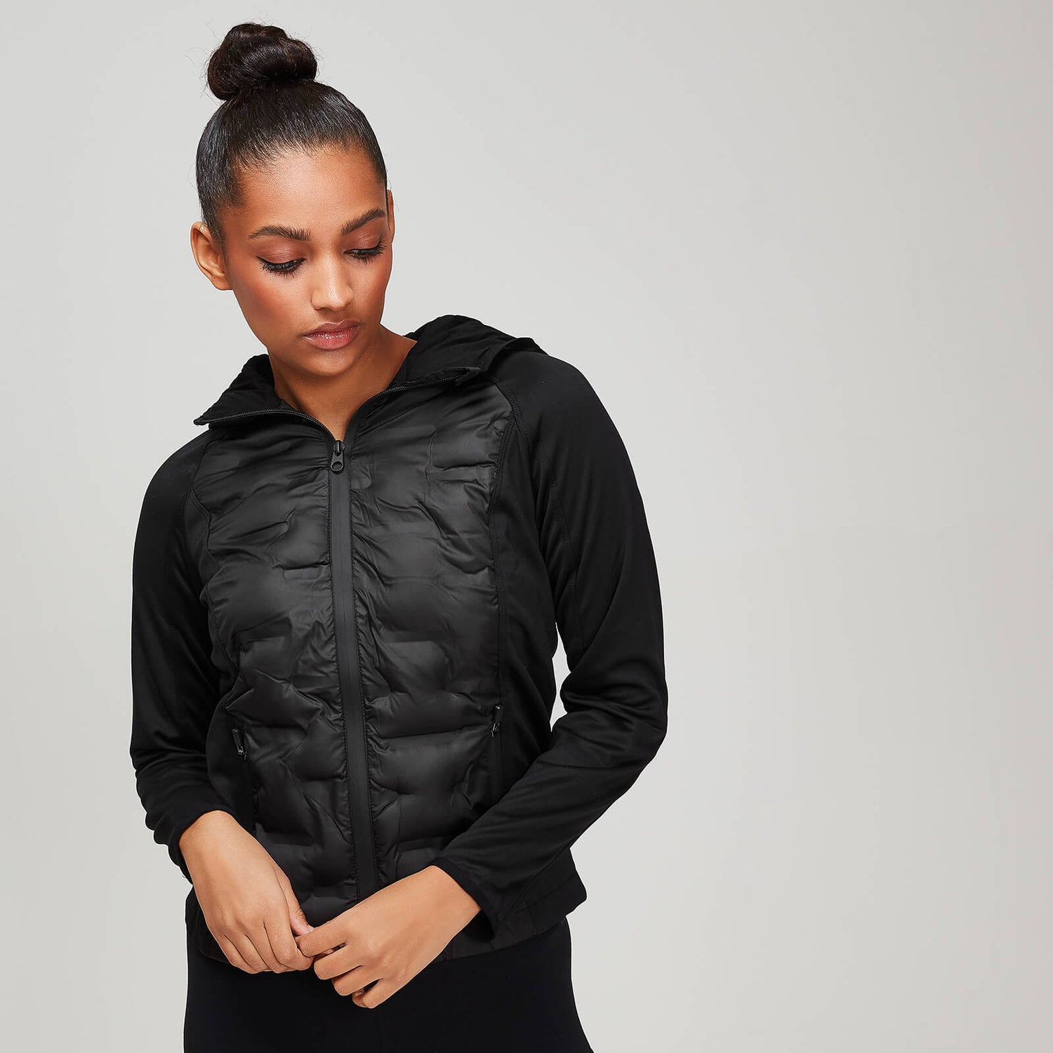 Women's Elite Train Jacket | Black | MYPROTEIN™