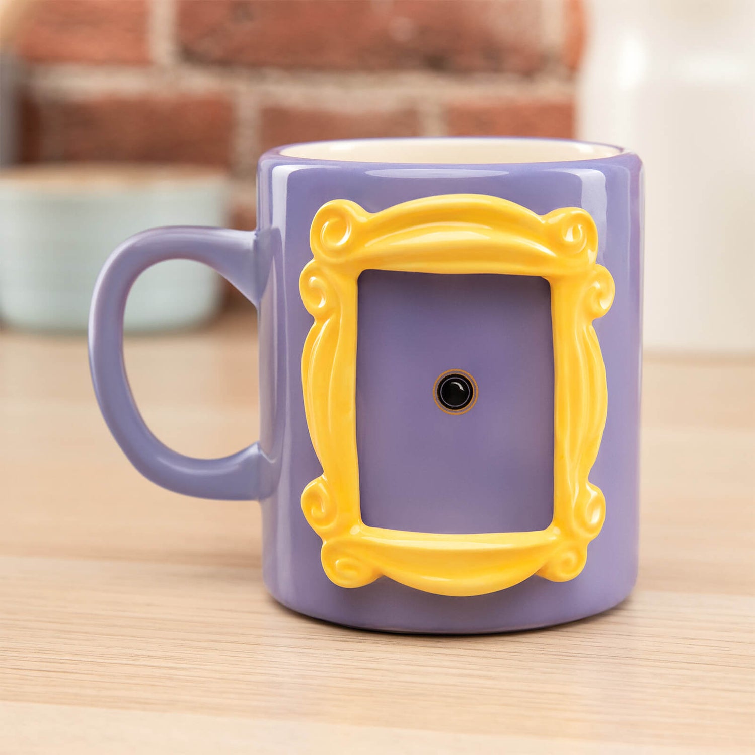 Friends Frame Shaped Mug Traditional Gifts - Zavvi UK