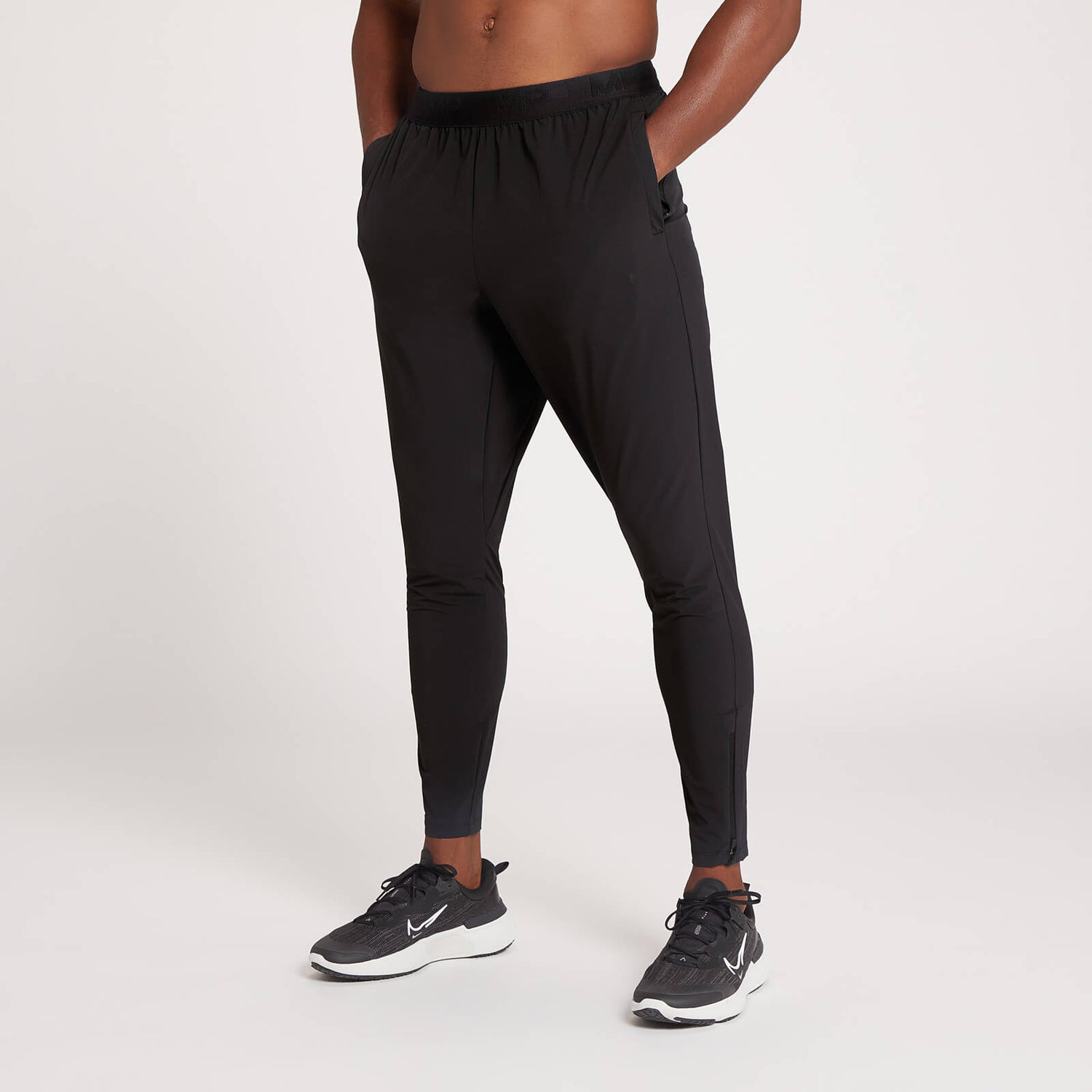 MP Men's Dynamic Training Slim Fit Joggers - Black | TheHut.com