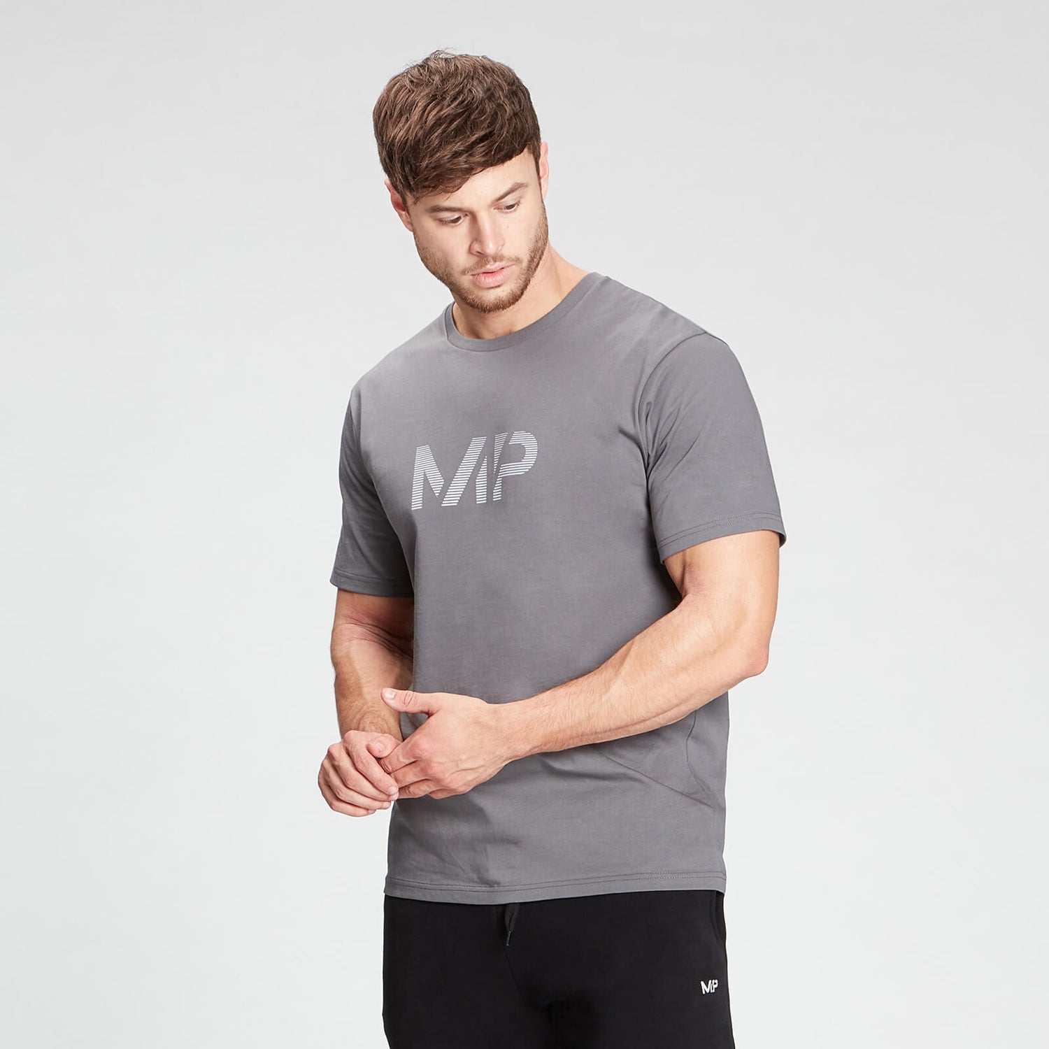 Men's Gradient Line T-Shirt | Carbon | MYPROTEIN™