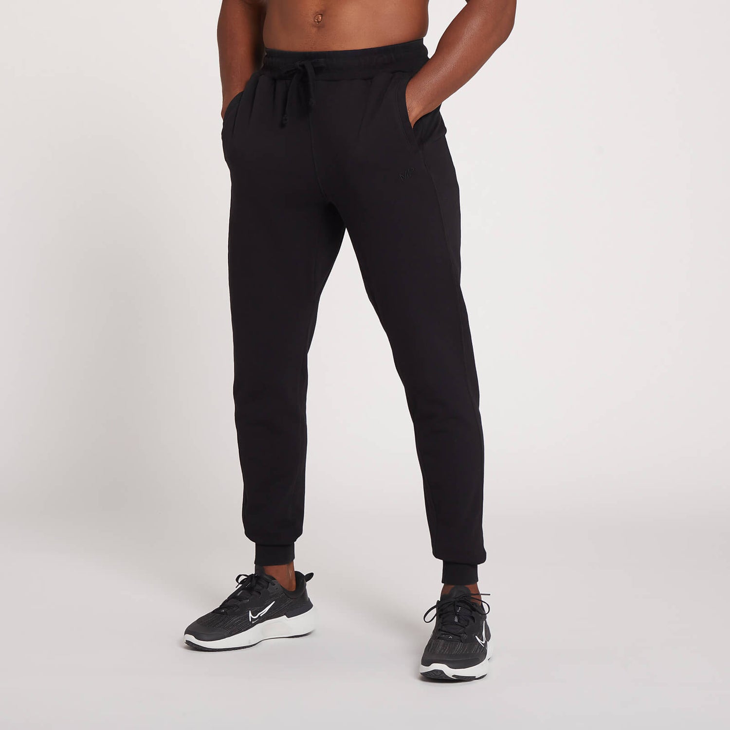 Męskie joggersy z kolekcji MP Dynamic Training – Washed Black | MYPROTEIN™