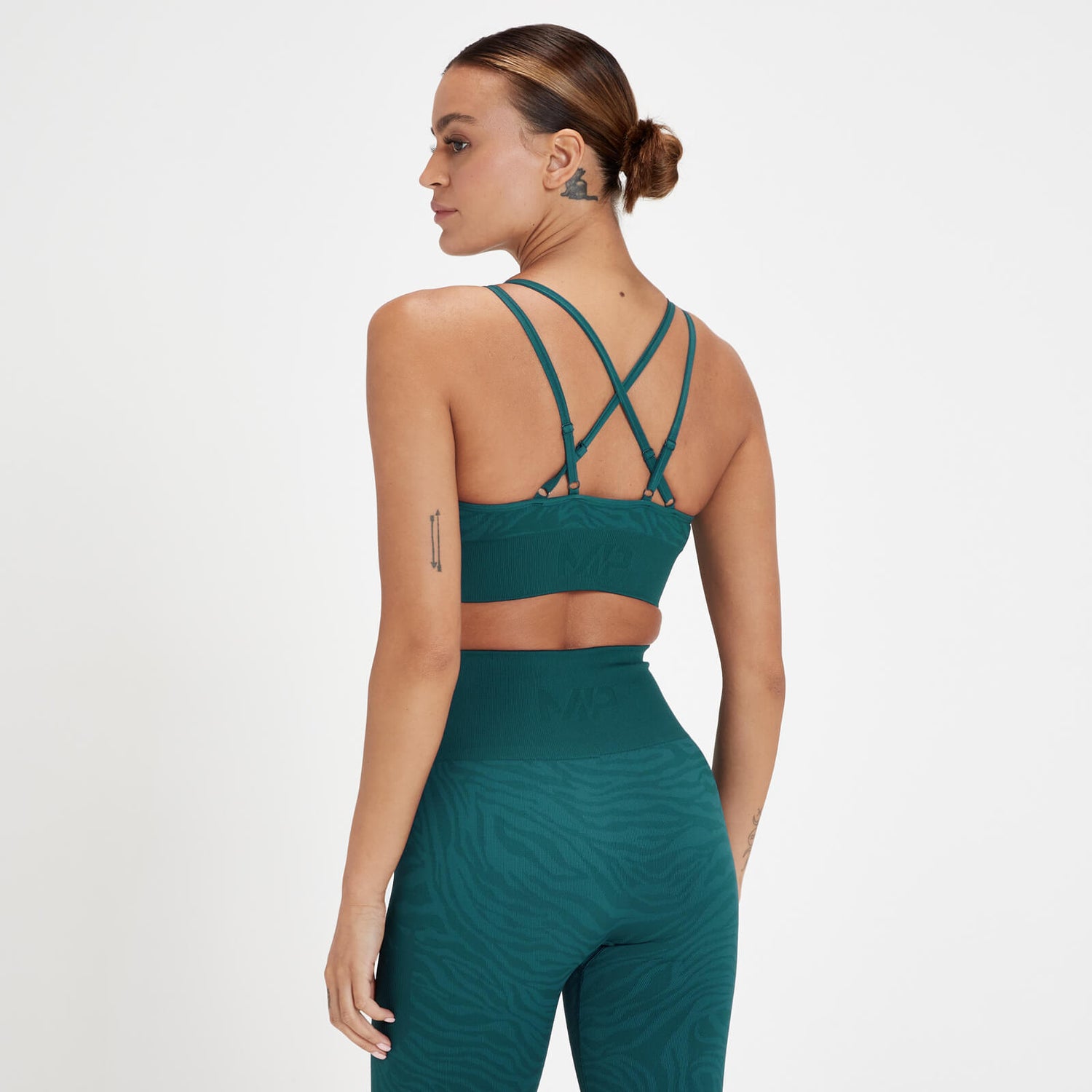 MP Women's Tempo Seamless Sports Bra - Deep Marine Blue Zebra | MYPROTEIN™