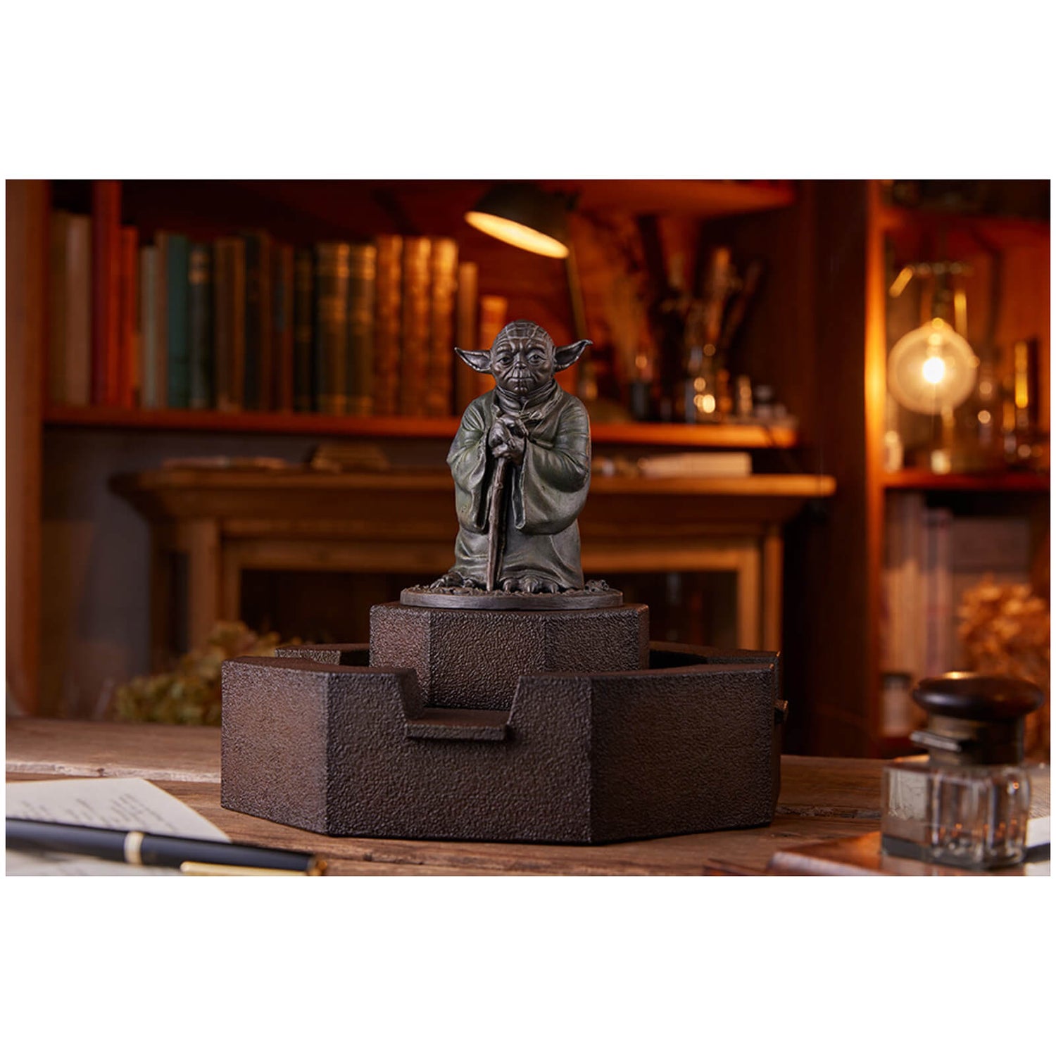 Kotobukiya Star Wars Cold Cast Statue - The Yoda Fountain | Zavvi.nl