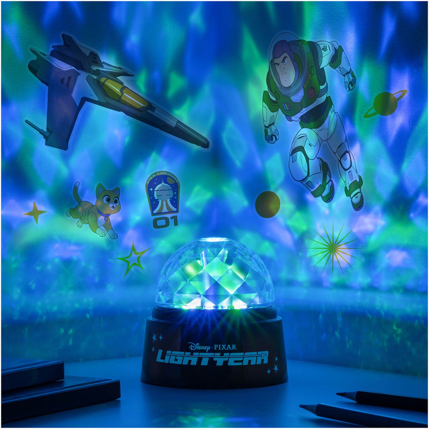 Toy Story Buzz Lightyear Projection Light and Decals Set Gifts - Zavvi UK