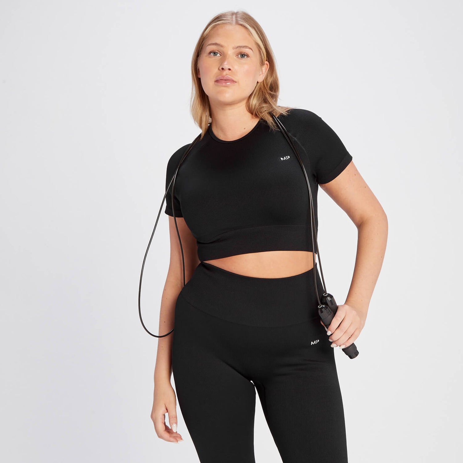 MP Women's Tempo Rib Seamless Crop Top - Black | MYPROTEIN™