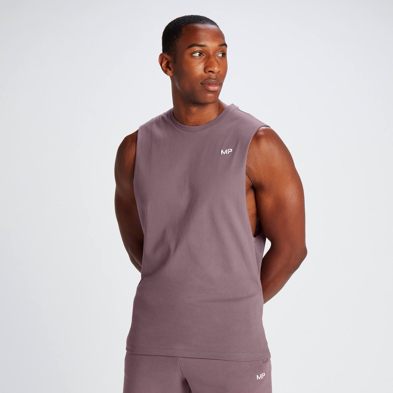MP Men's Rest Day Tank Top - Washed Burgundy | MYPROTEIN™