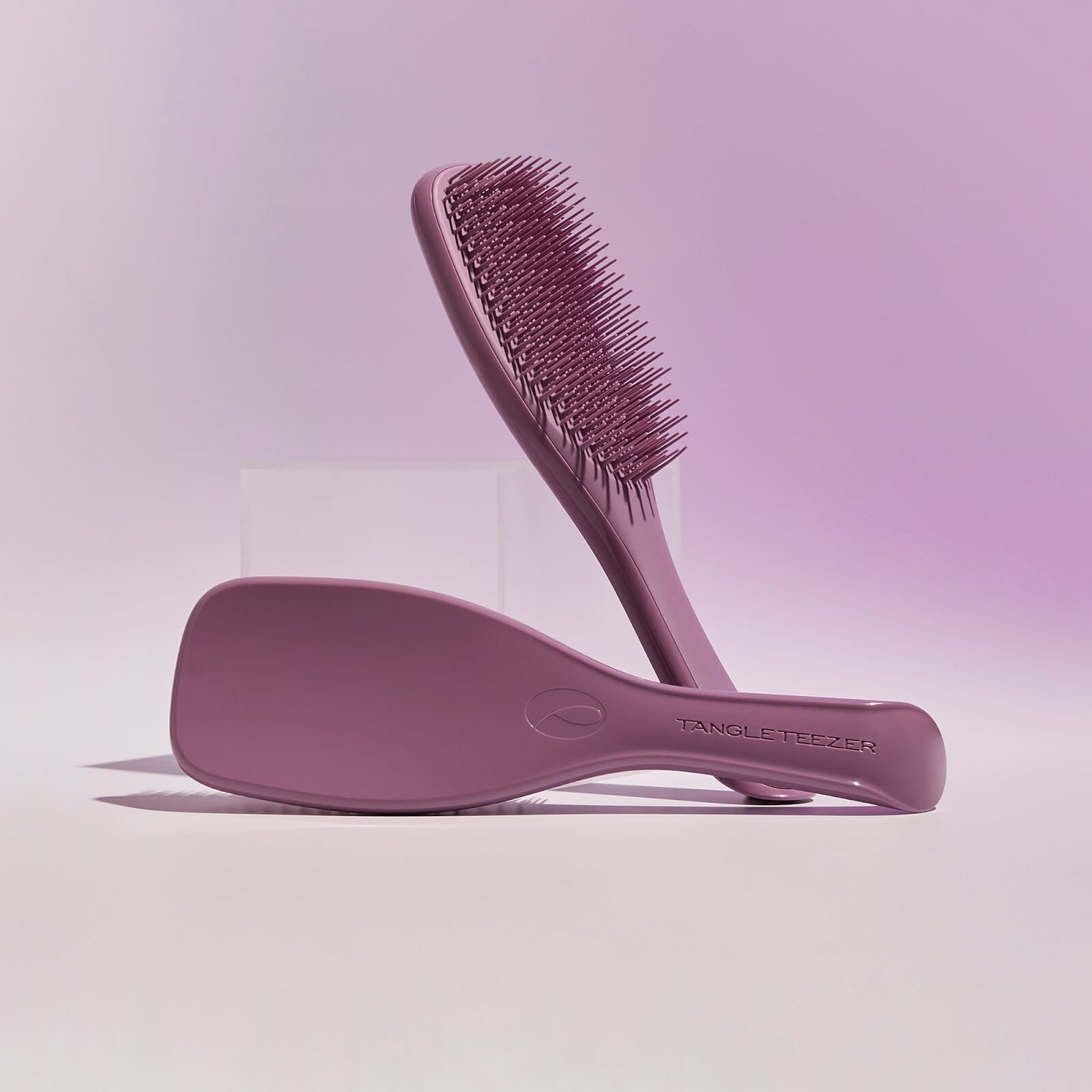 Tangle Teezer The Ultimate Detangler Plant Brush - Purple - LOOKFANTASTIC