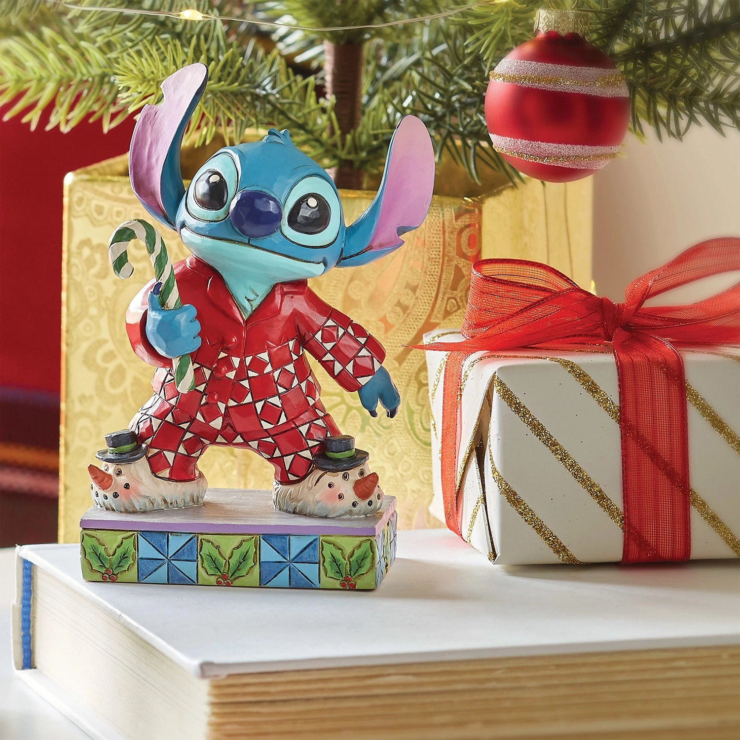 Enesco Disney Christmas Morning (Holday Stitch Personality Pose ...