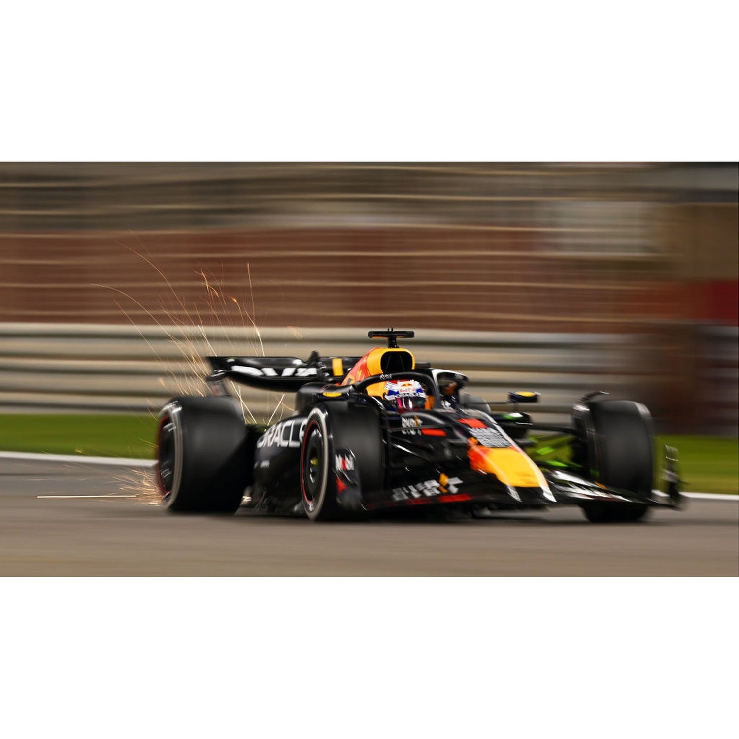 Minichamps 1:18 Oracle Red Bull Racing RB20 Max Verstappen 2024 Merchandise - Zavvi US