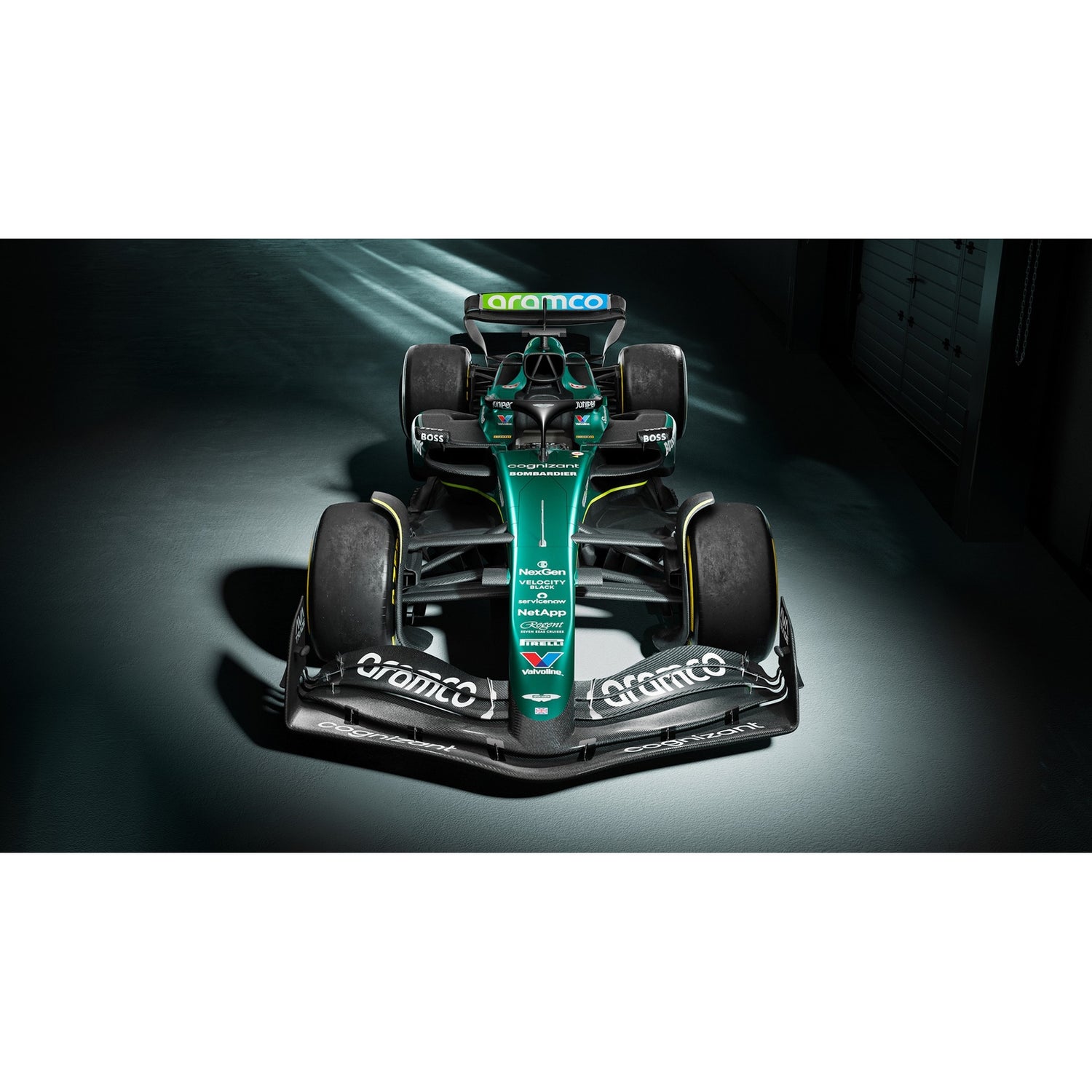 Minichamps 1:18 Aston Martin Aramco Formula One Team AMR24 Fernando ...