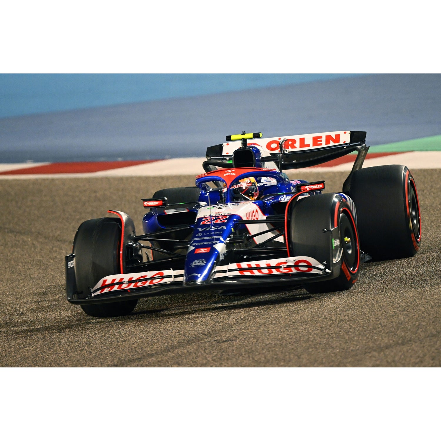 Minichamps 1:18 Visa Cash RB Formula One Team VCARB 01 Yuki Tsunoda ...