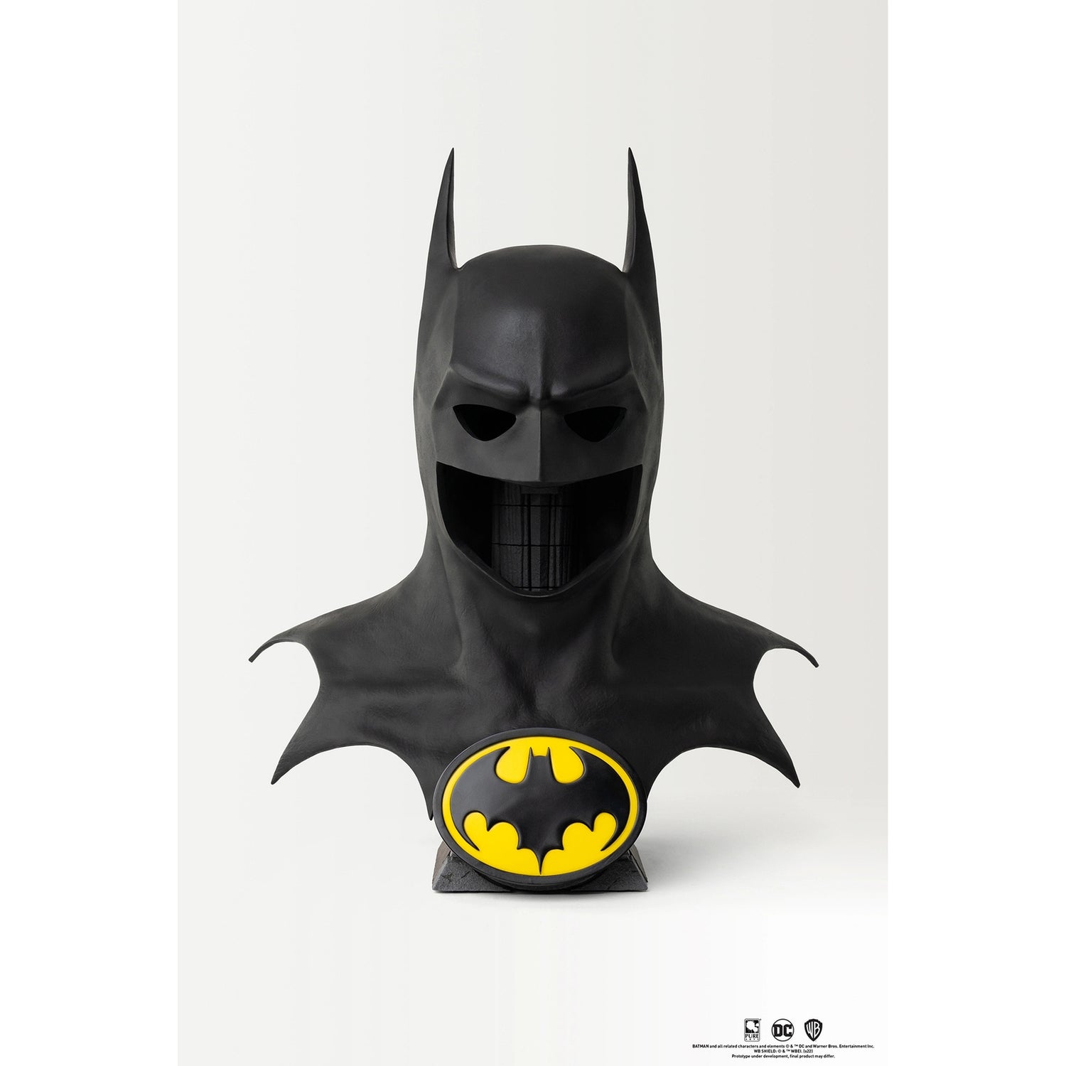 PureArts DC Comics Batman 1/1 Scale Cowl Replica Merchandise - Zavvi US