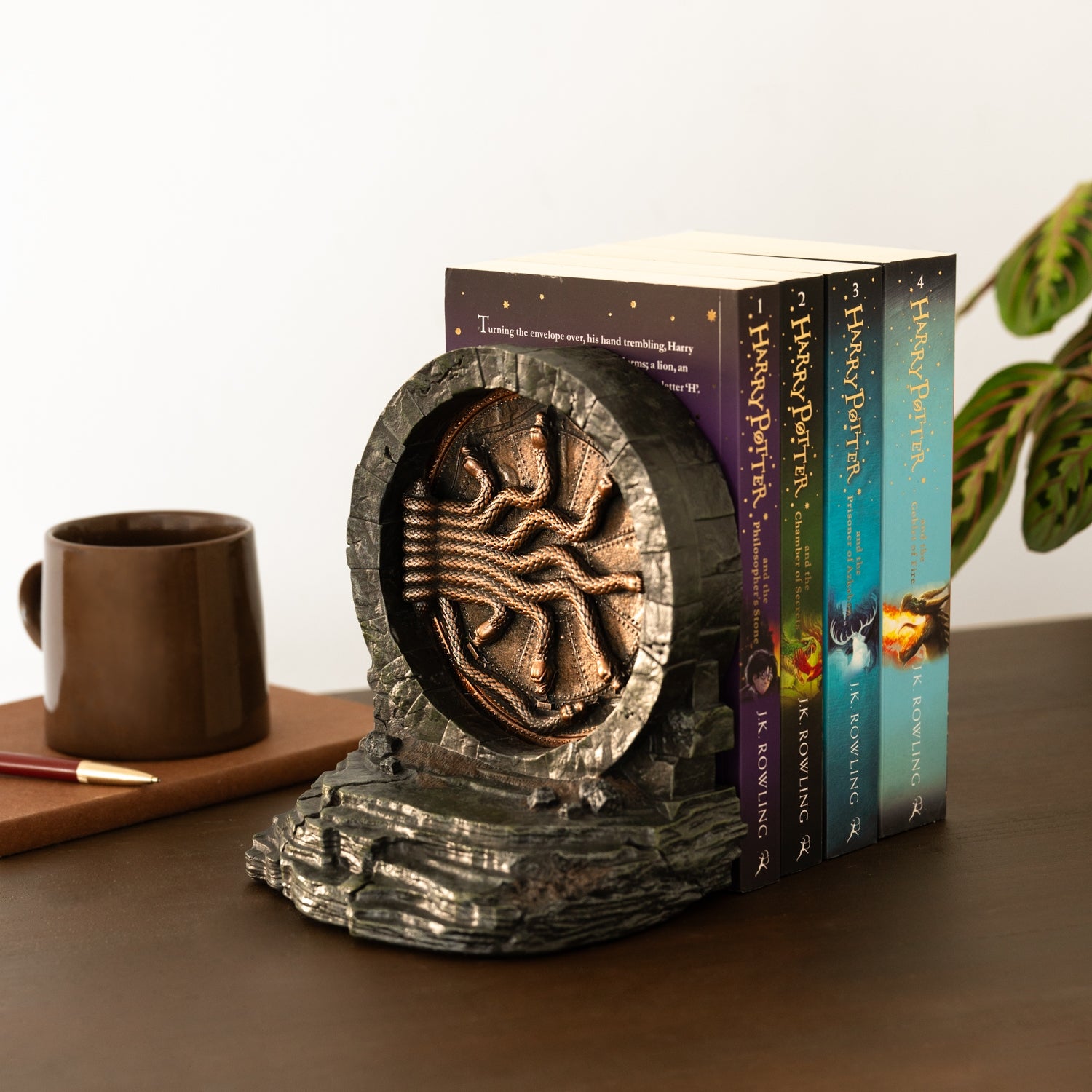 Harry Potter Chamber Of Secrets Bookend Gifts - Zavvi UK