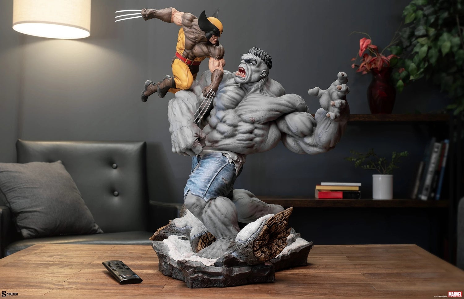 Sideshow Grey Hulk vs Wolverine Maquette Collectible Statue Merchandise ...