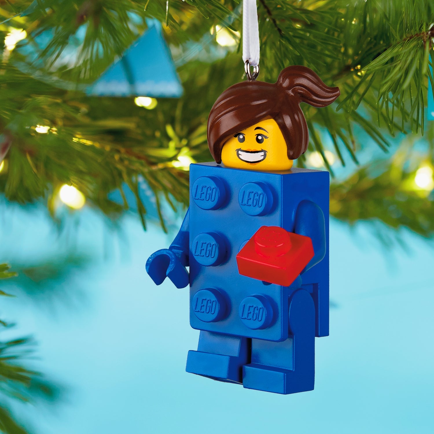 Hallmark Keepsake Brick Suit Girl LEGO Minifigure Ornament | Zavvi.nl