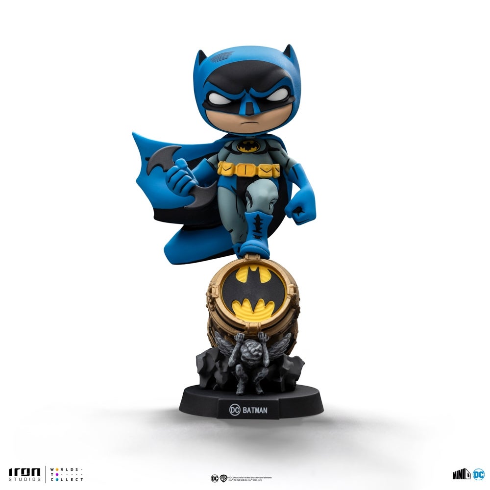 Iron Studios Batman Batman on Bat-Signal (Blue Variant) MiniCo Statue ...
