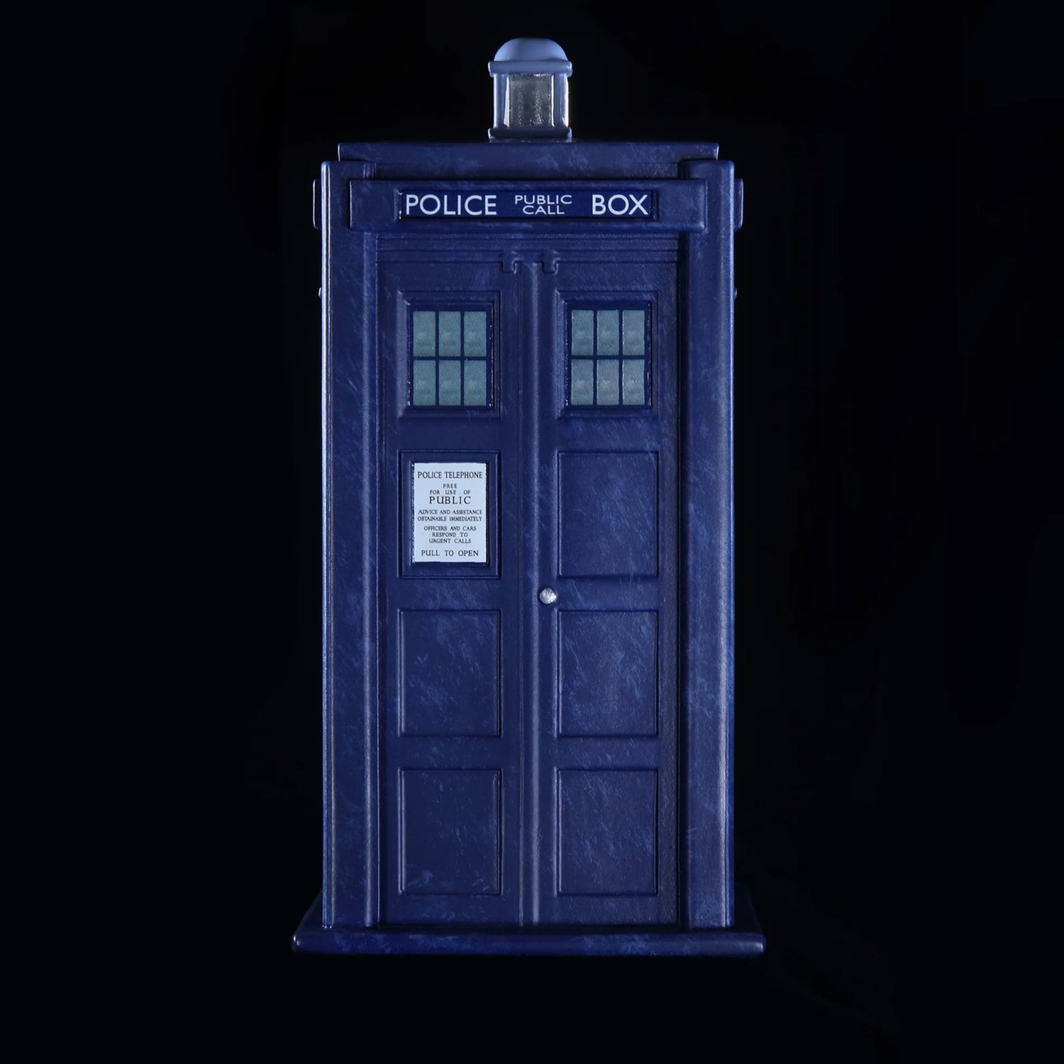 Doctor Who The Second Doctor's TARDIS Seasons 4-6 1:21 Scale Polyresin ...