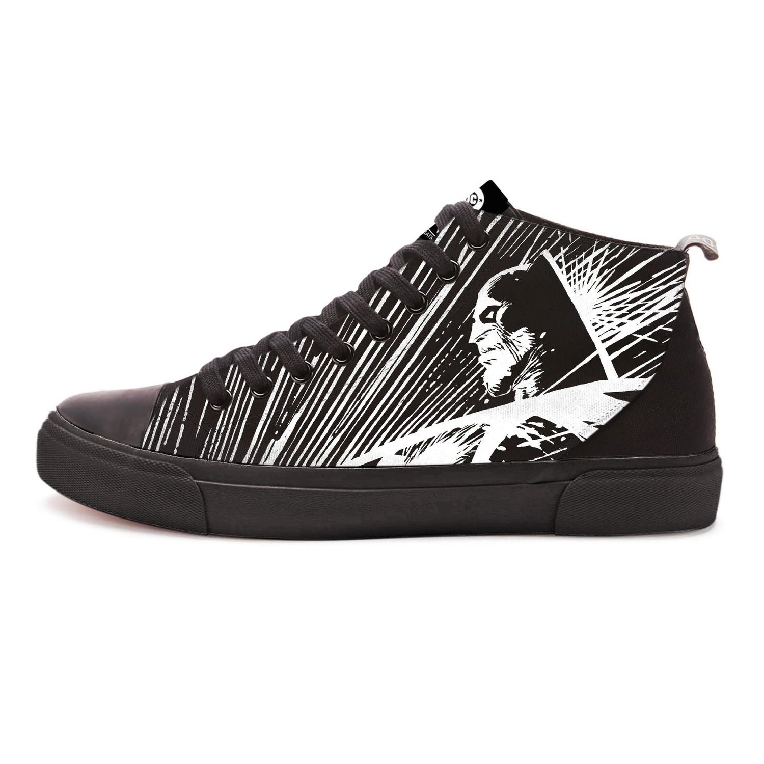 Akedo x DC Comics Batman Contrast High Top - All Black Clothing - Zavvi UK