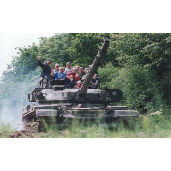 Tank Driving Experience - IWOOT UK