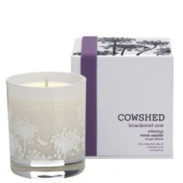 Cowshed Knackered Cow - Relaxing Room Candle (235g) - LOOKFANTASTIC