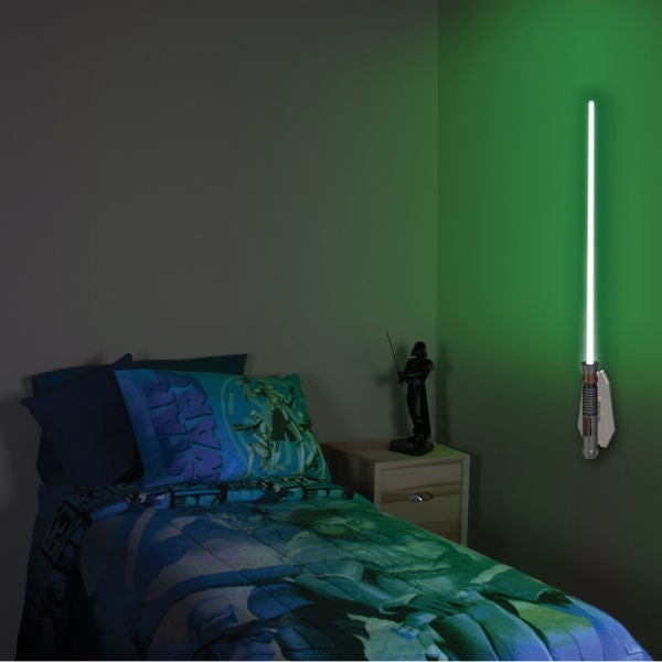 Star Wars Lightsaber Room Light - Luke Skywalker - IWOOT UK