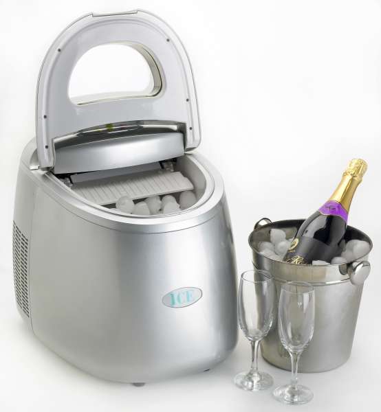 Ice Maker - IWOOT UK