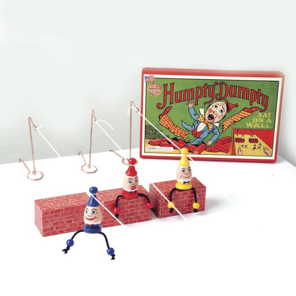 Humpty Dumpty - Retro Board Game - IWOOT UK