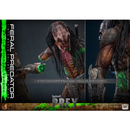 Hot Toys 1/6 Feral Predator Battle Damaged - Prey Figure Merchandise ...