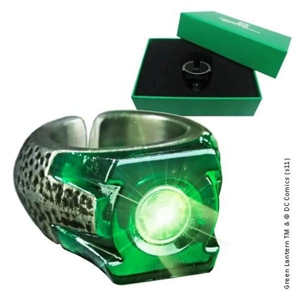 DC Comics Green Lantern Light-Up Ring Merchandise - Zavvi UK