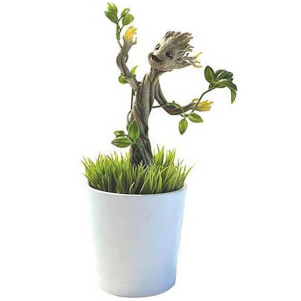 Guardians of the Galaxy Grow and Glow Groot Figure Merchandise - Zavvi UK