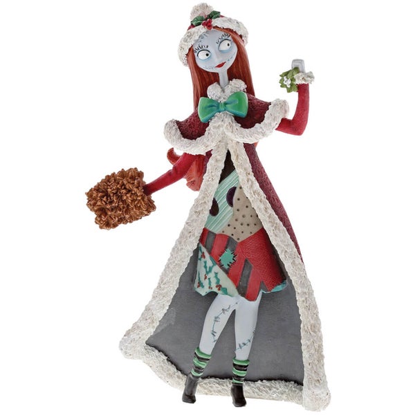 Disney Showcase Christmas Sally Figurine Merchandise - Zavvi UK