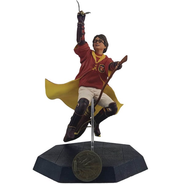 Harry Potter Quidditch Outfit Harry PX PVC Figure Merchandise - Zavvi UK