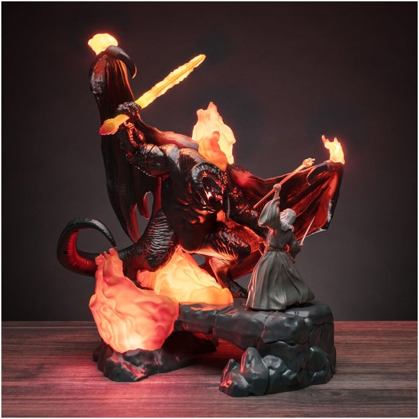 The Lord of the Rings - Balrog vs Gandalf Figurine Light Traditional ...