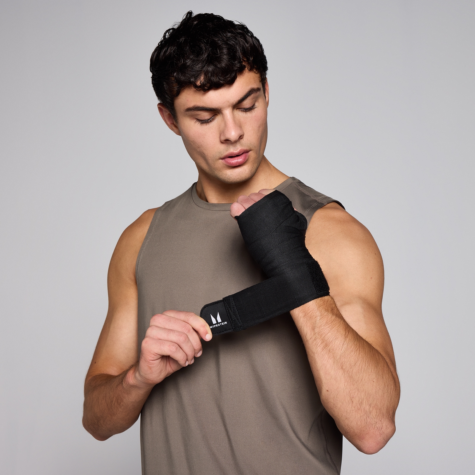 Myprotein Hand Wraps - Black | MYPROTEIN™