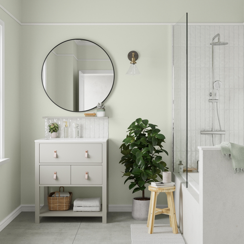 Dulux Matt Emulsion Paint Apple White - 2.5L | Homebase