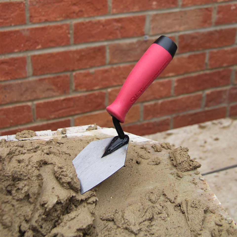 Brick jointing trowel store