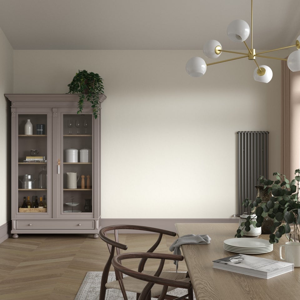 Dulux Heritage Matt Emulsion Paint Alabaster White - 2.5L | Homebase