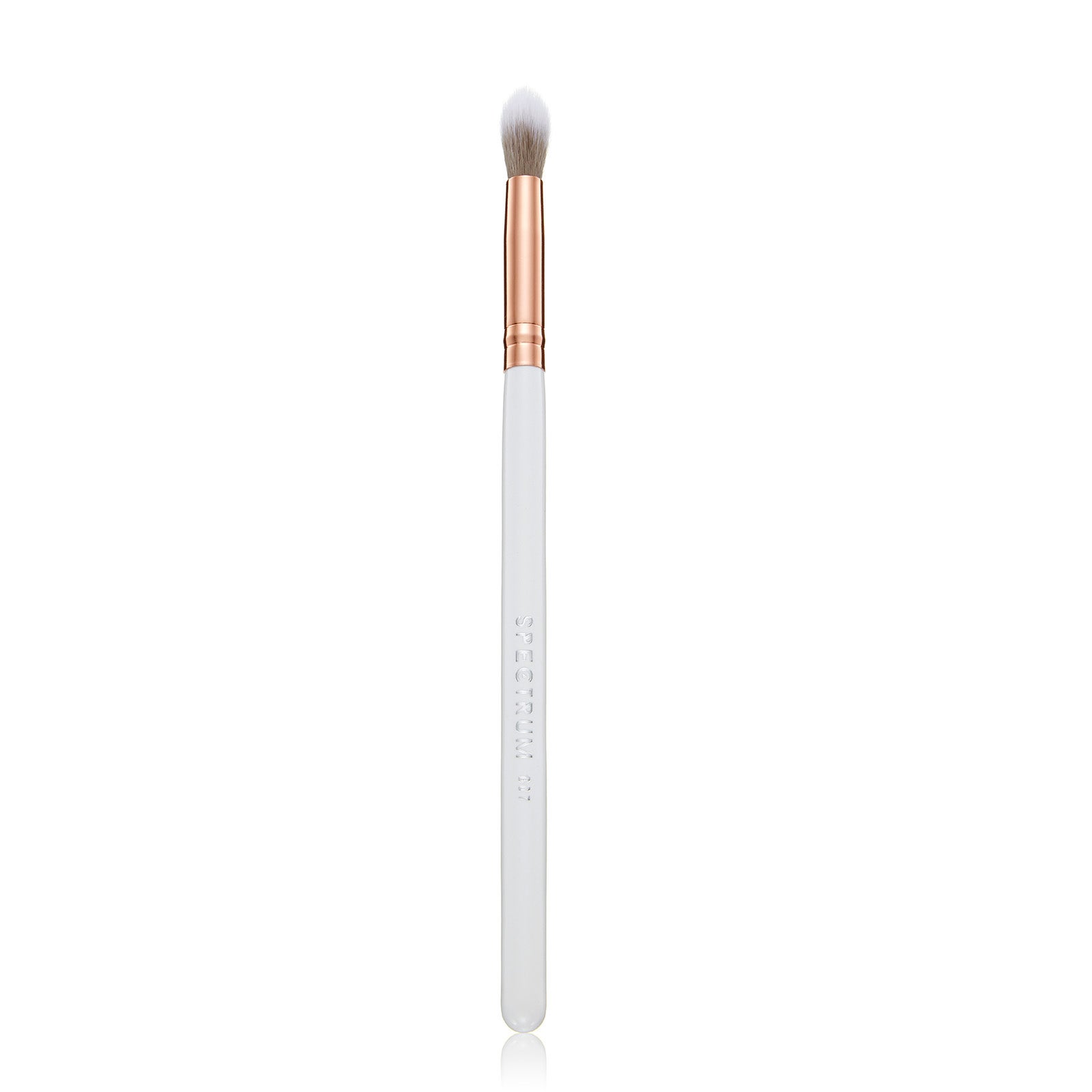 Spectrum Collections MB07 - Tall Crease Blender Brush | Cult Beauty