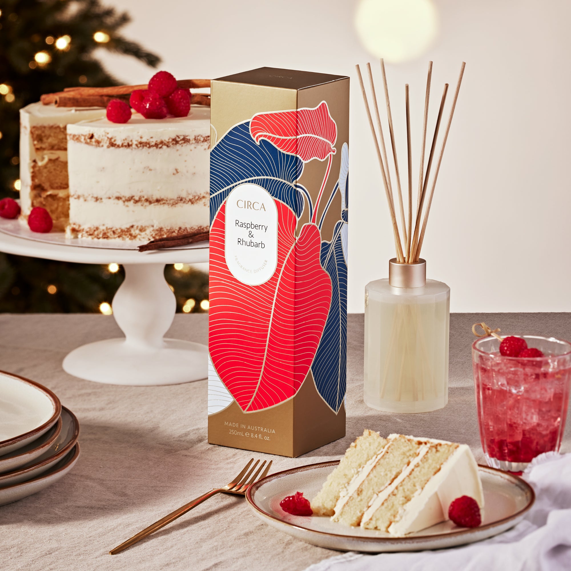 CIRCA Christmas Raspberry and Rhubarb Diffuser 250ml | LOOKFANTASTIC
