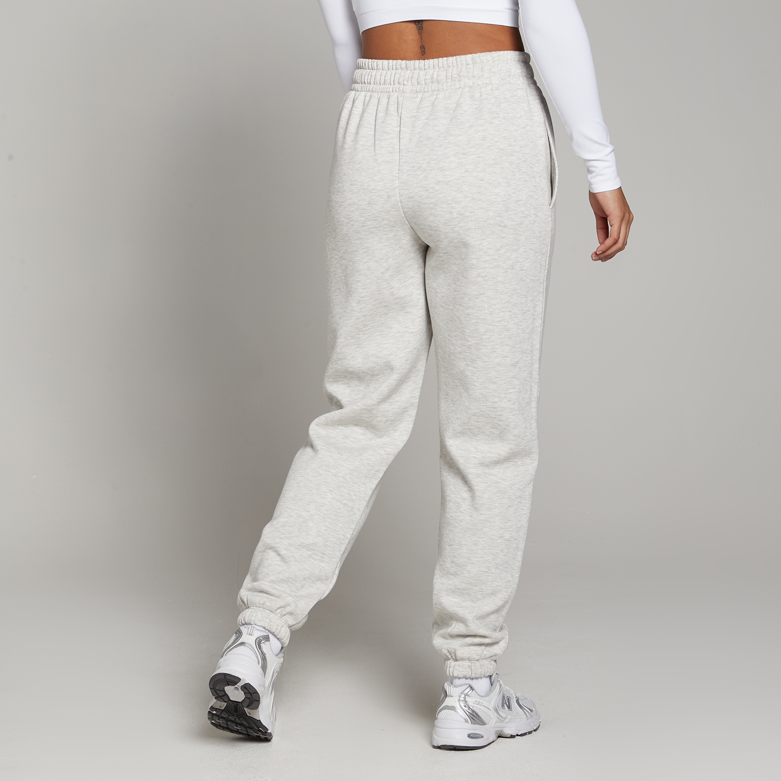 MP Women's Basics Petite Straight Leg Joggers - Grey Marl | Myprotein UK