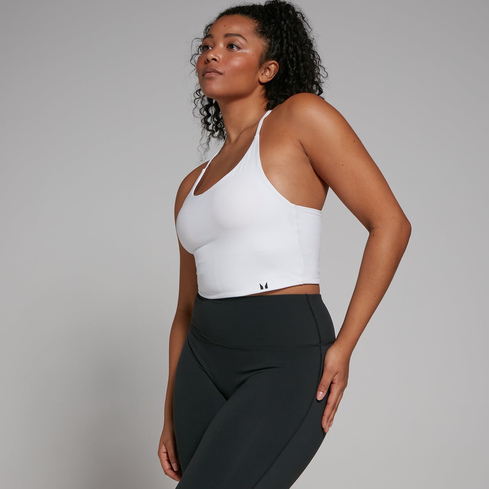 MP Damen Studio Top – Ecru | MYPROTEIN™
