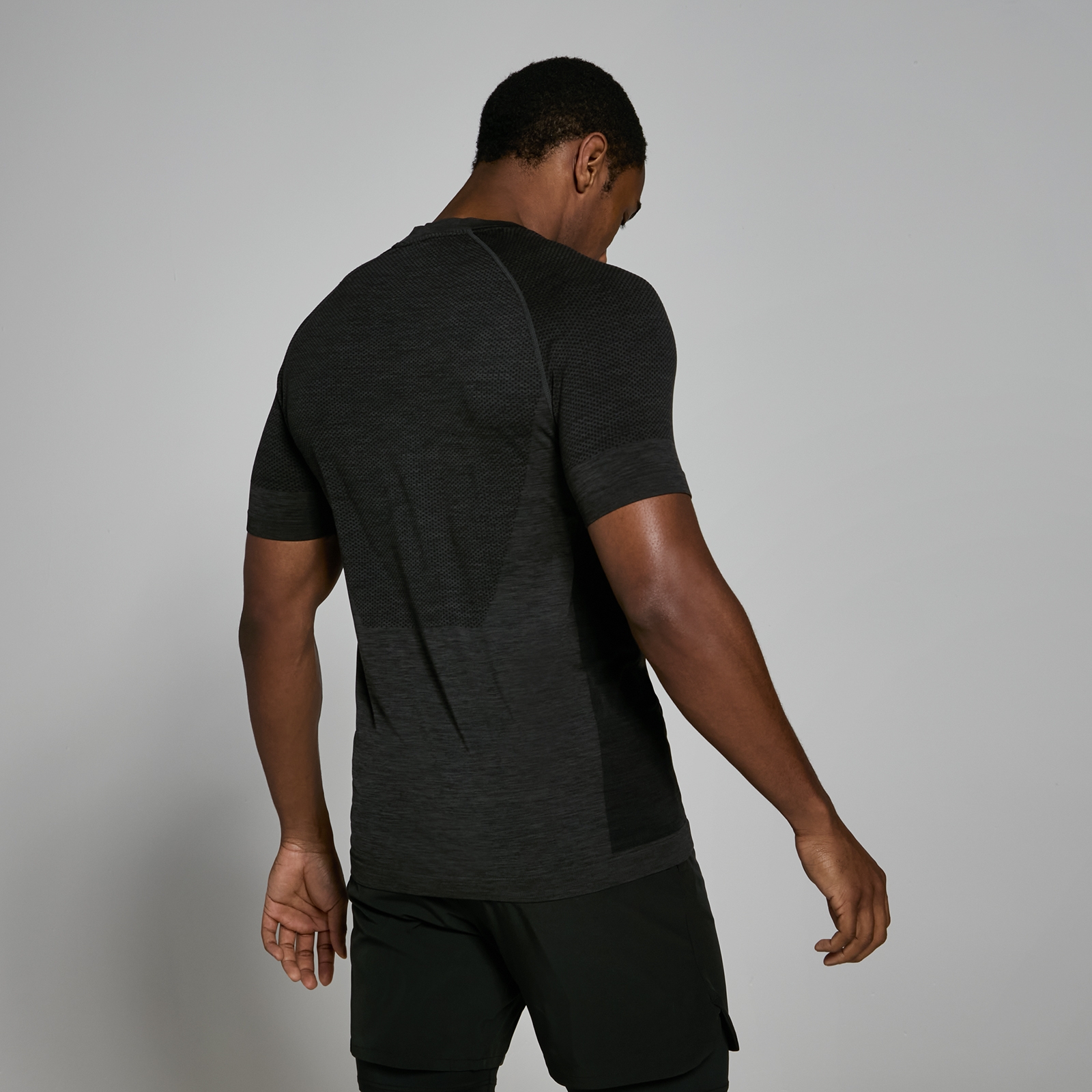 MP Men's Tempo Muscle Fit Seamless T-Shirt - Ash | Myprotein AU