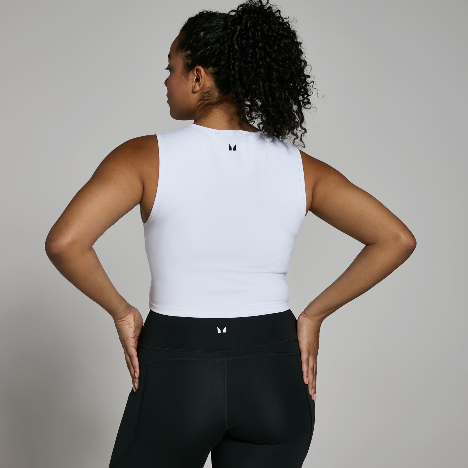 MP Women's Power Crop Vest - Black | MYPROTEIN™