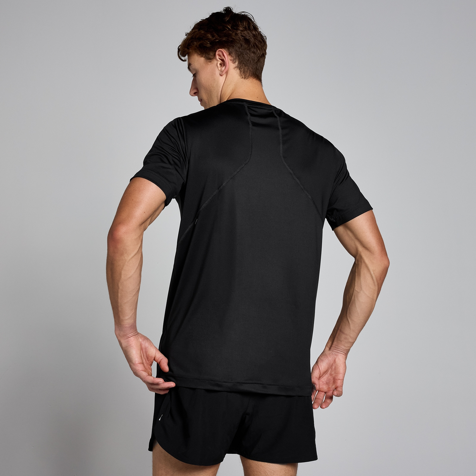 Men's Gym Clothes | Shop Gym Clothes For Men | Myprotein