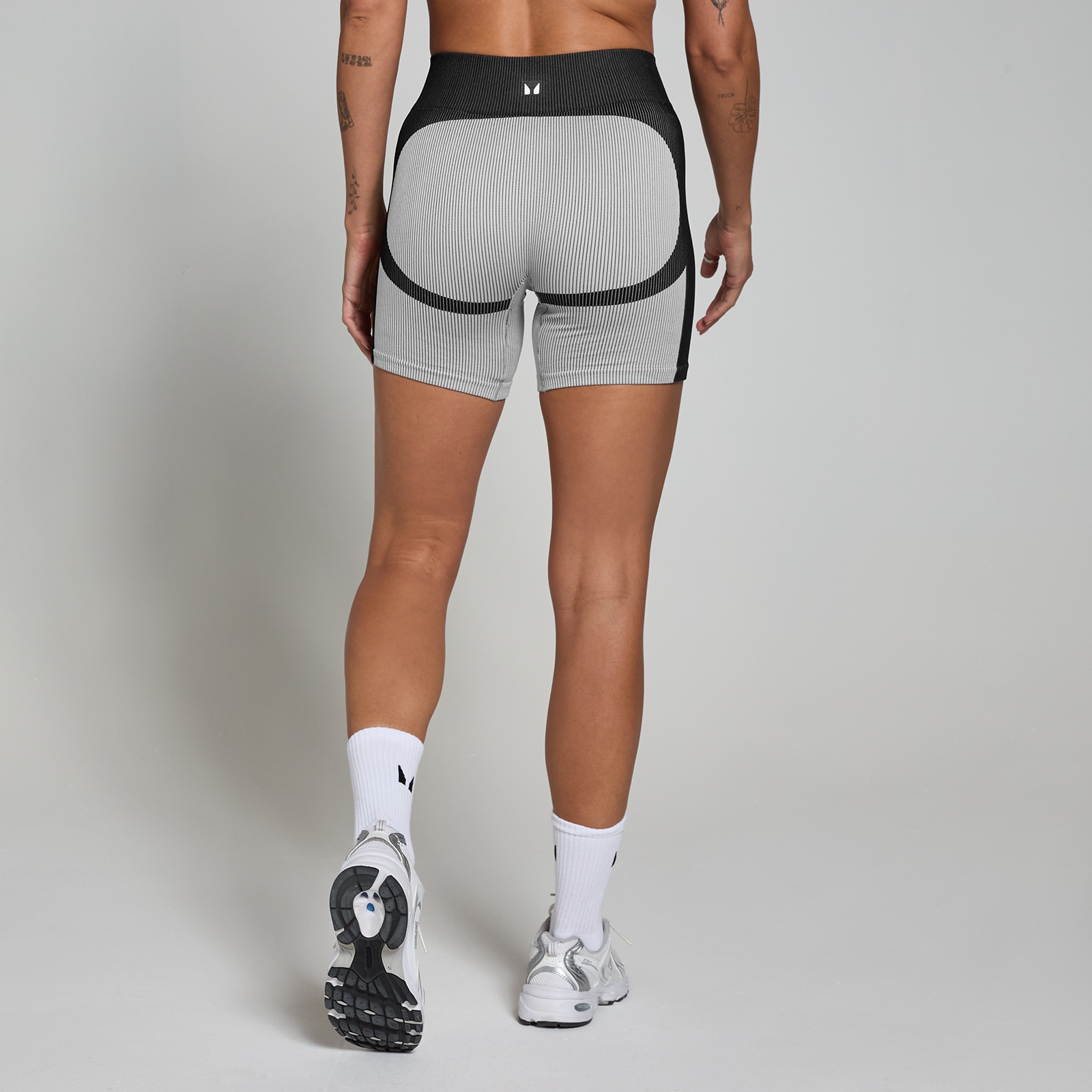 Women's Gym Shorts | Sports Clothing | MYPROTEIN™ | MYPROTEIN™