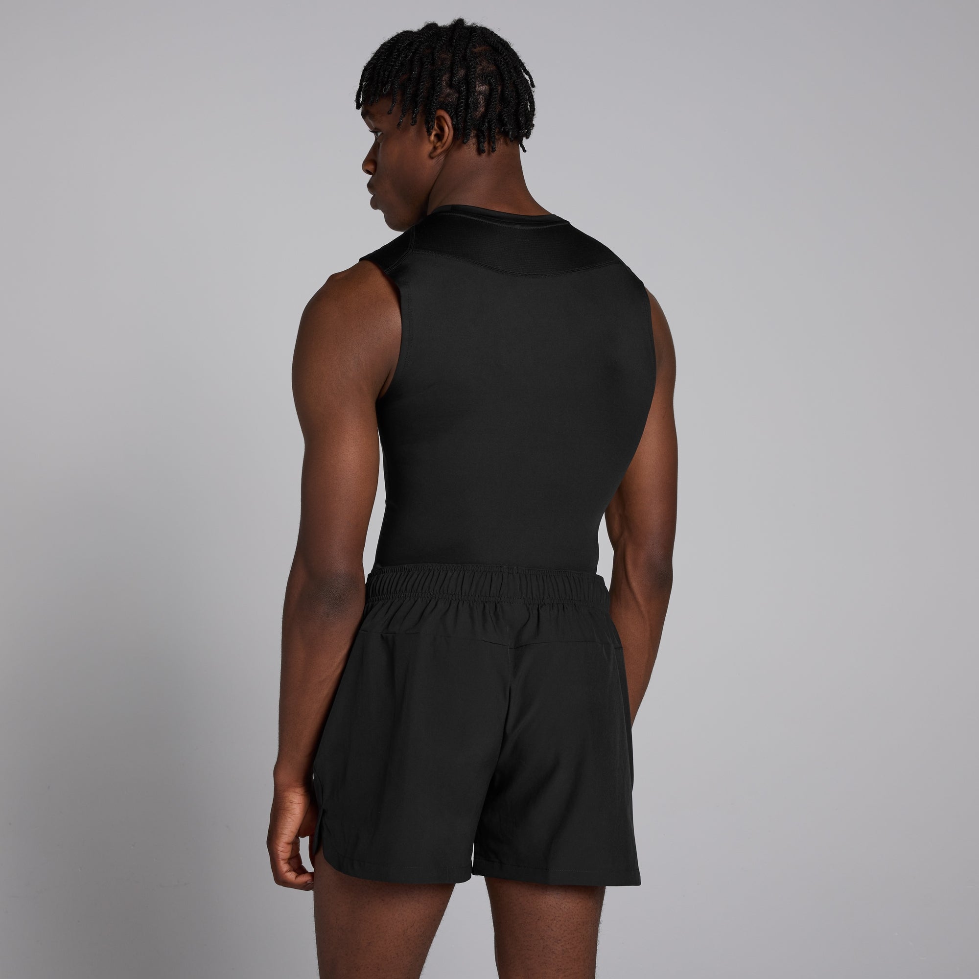 Men's Vests | Gym Tank Tops & Stringer Vests | Myprotein IE