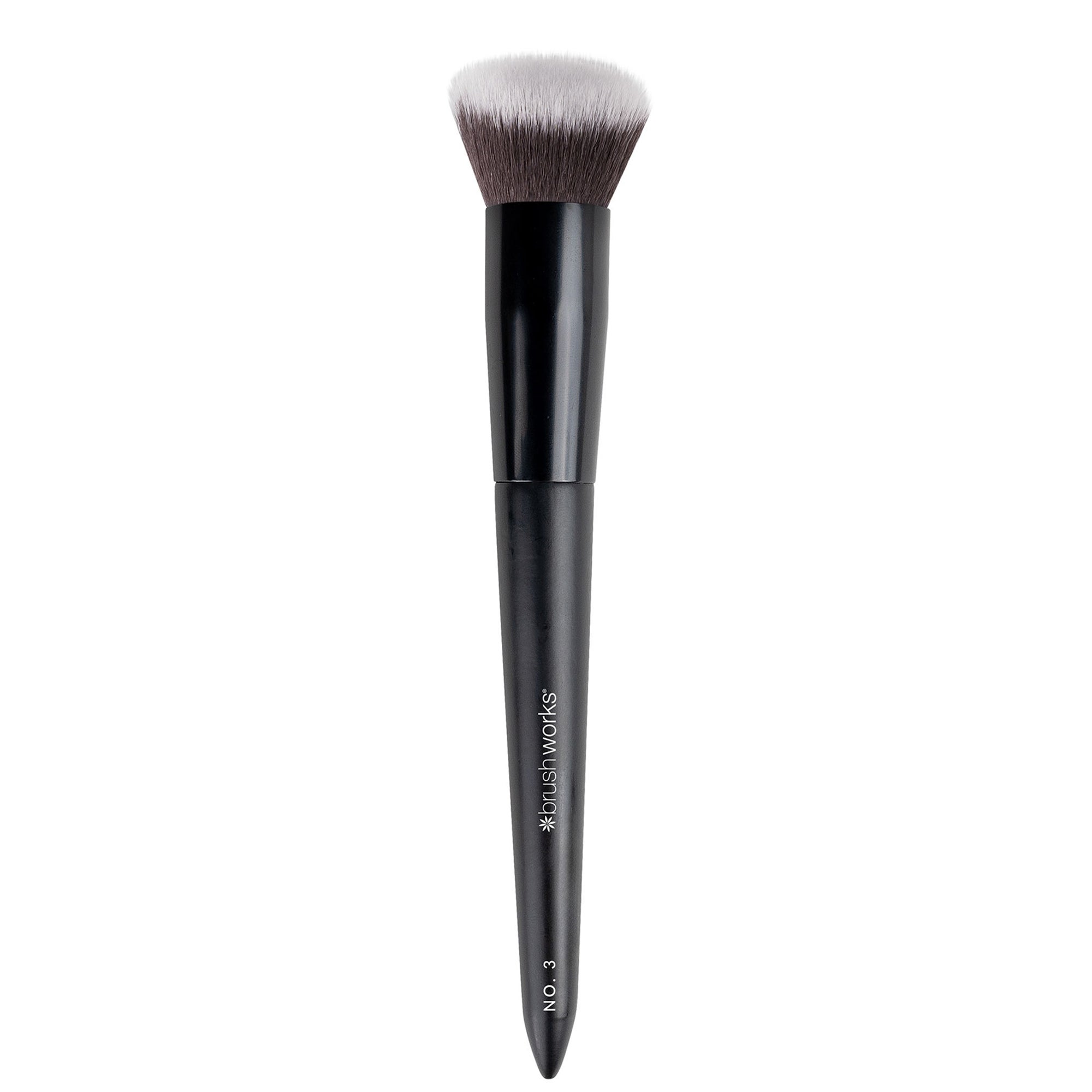 brushworks No. 3 Multi-Tasking Brush | LOOKFANTASTIC