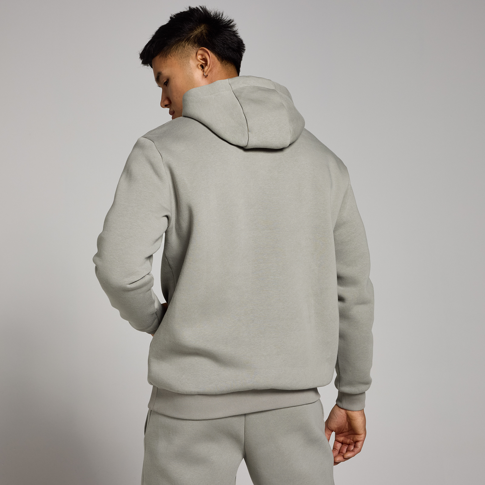 Buy Wrist Wraps | Gym Accessories | MYPROTEIN™